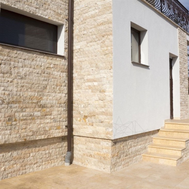 Travertine Splitface Light 5x15x2 cm | Mazzmar Stone