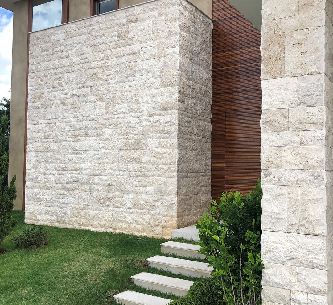 7,5x20 Travertino Rustico da Turquia | #Rockface | Travertine Splitface ...